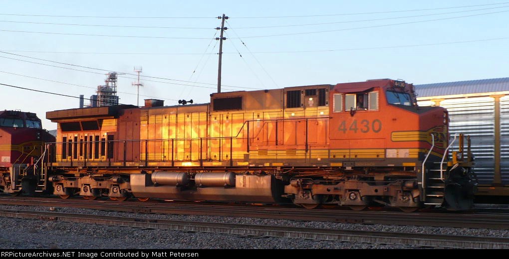 BNSF 4430